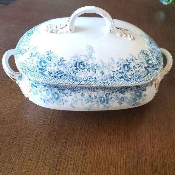 Henry Alcock | Dining | Vintage Victorian Henryalcock Covered ...